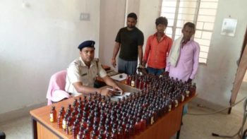 अब स्कूली बच्चों से कराई जा रही शराब की तस्करी! – Patna Now – Local ...