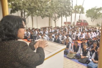 10th के छात्र-छात्राओं को स्कूल ने दिया फेयरवेल – Patna Now – Local ...